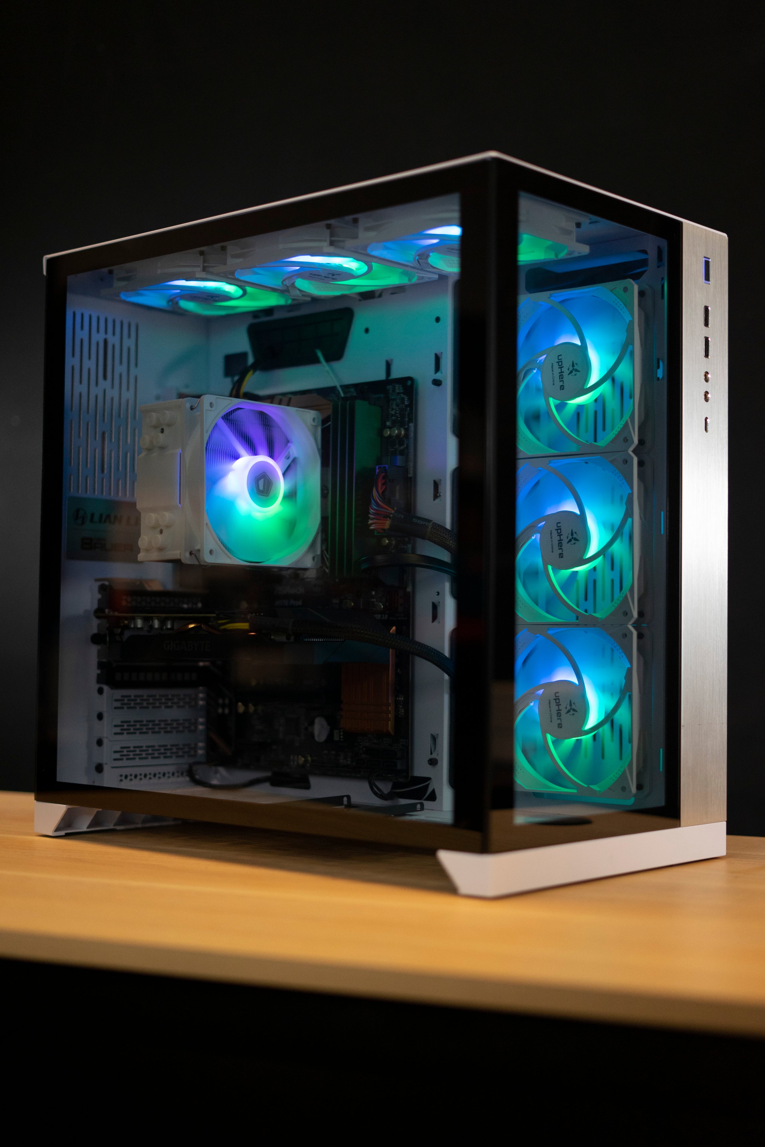 Lian Li Custom Gaming Desktop | Cactus Computers